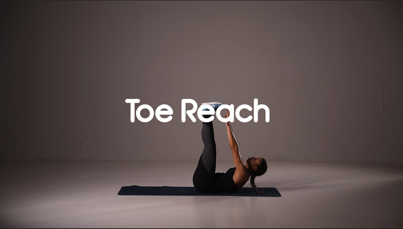 How to do a Toe Reach – Group HIIT